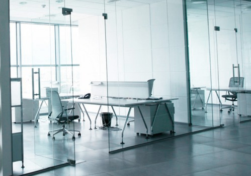 Puerta vidrio templado batiente - Sillas y Mesas Colombia